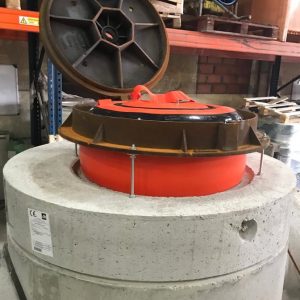 Un coffrage de regard gonflable: l'alternative des coffrages lourds