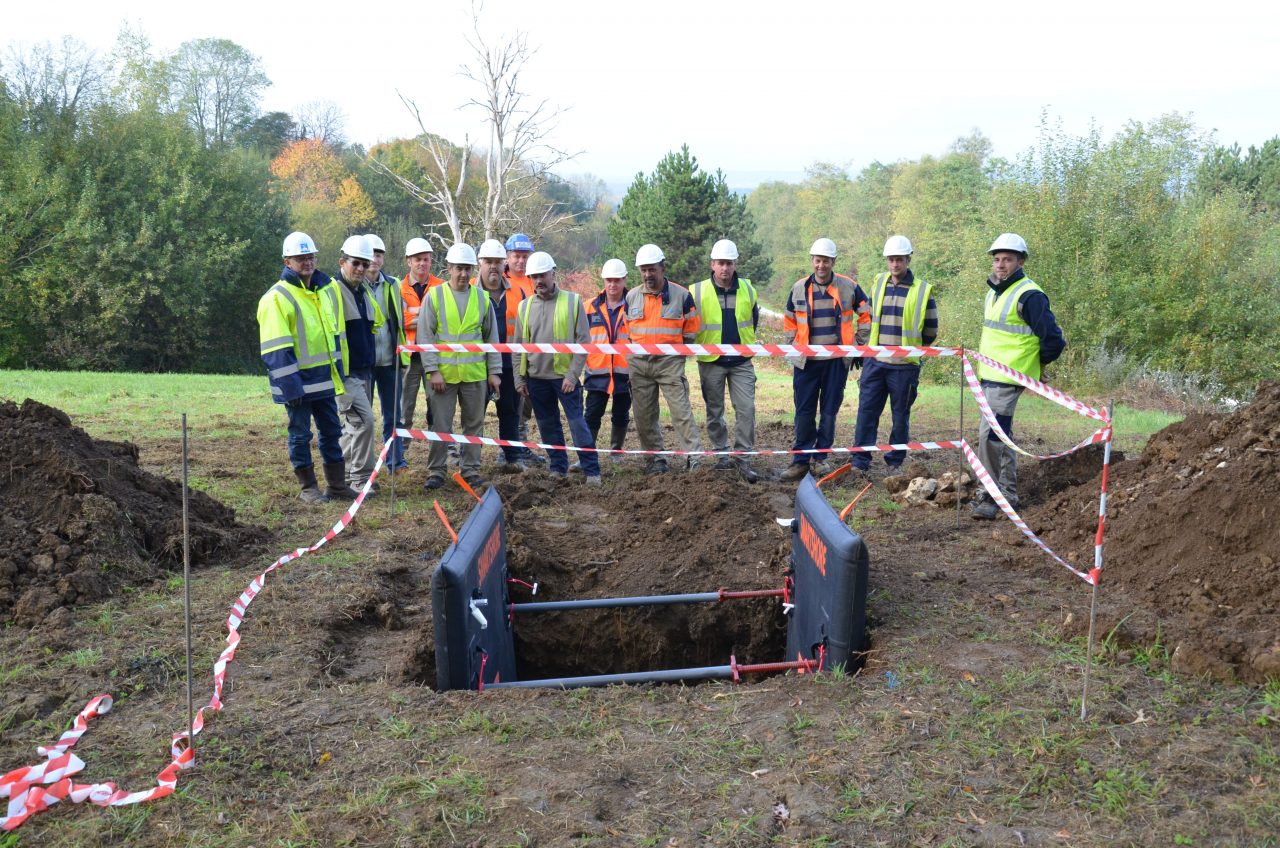 Why choose the inflatable trench shield