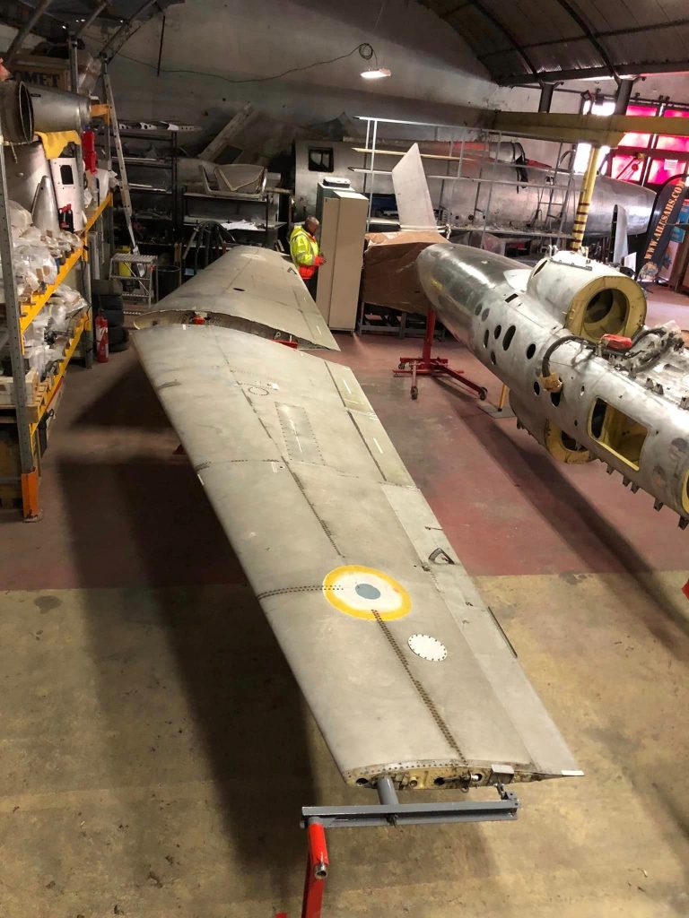 Flexible fuel tanks for the restoration of a Fouga Magister