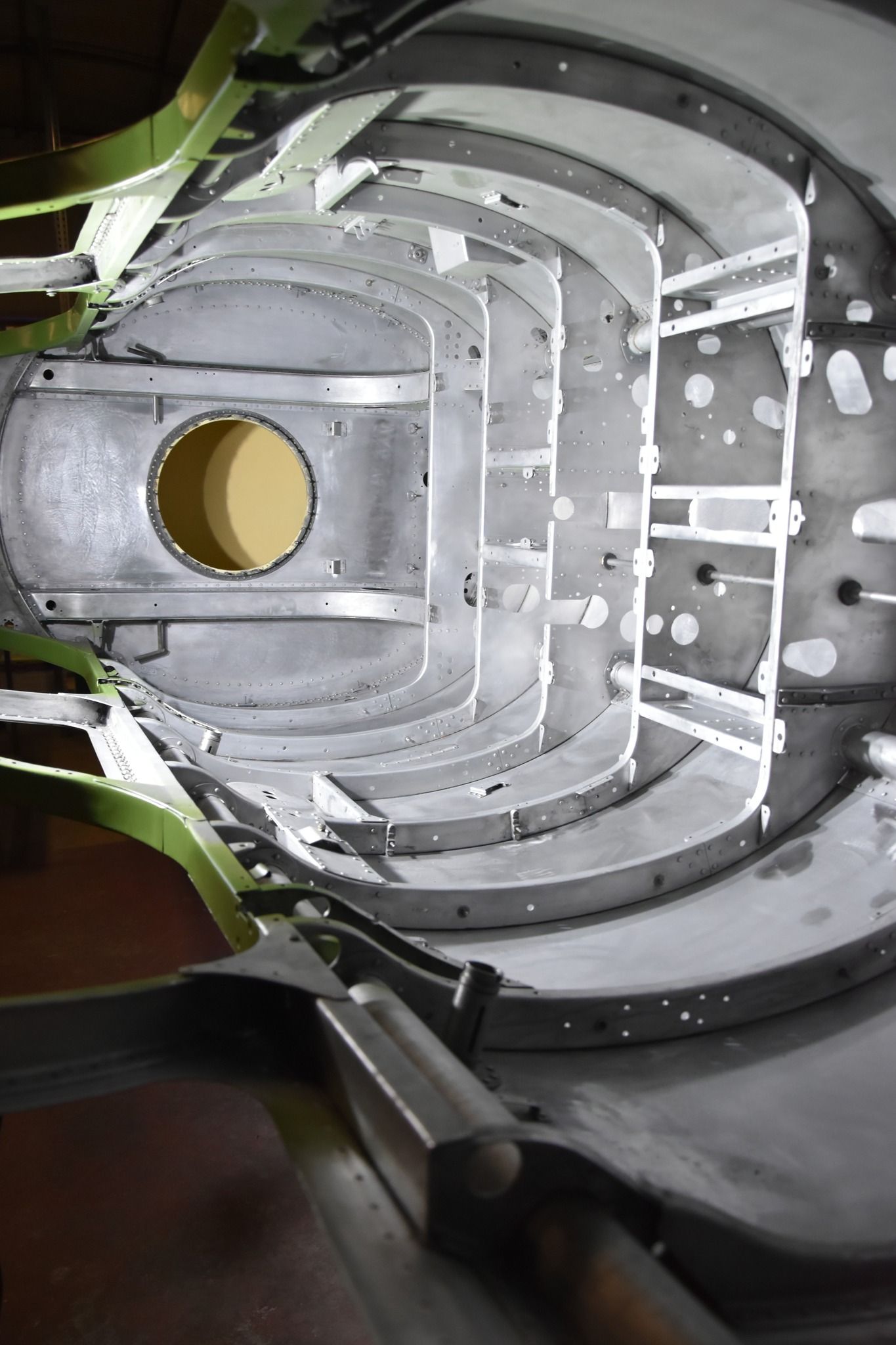 Flexible fuel tanks for the restoration of a Fouga Magister