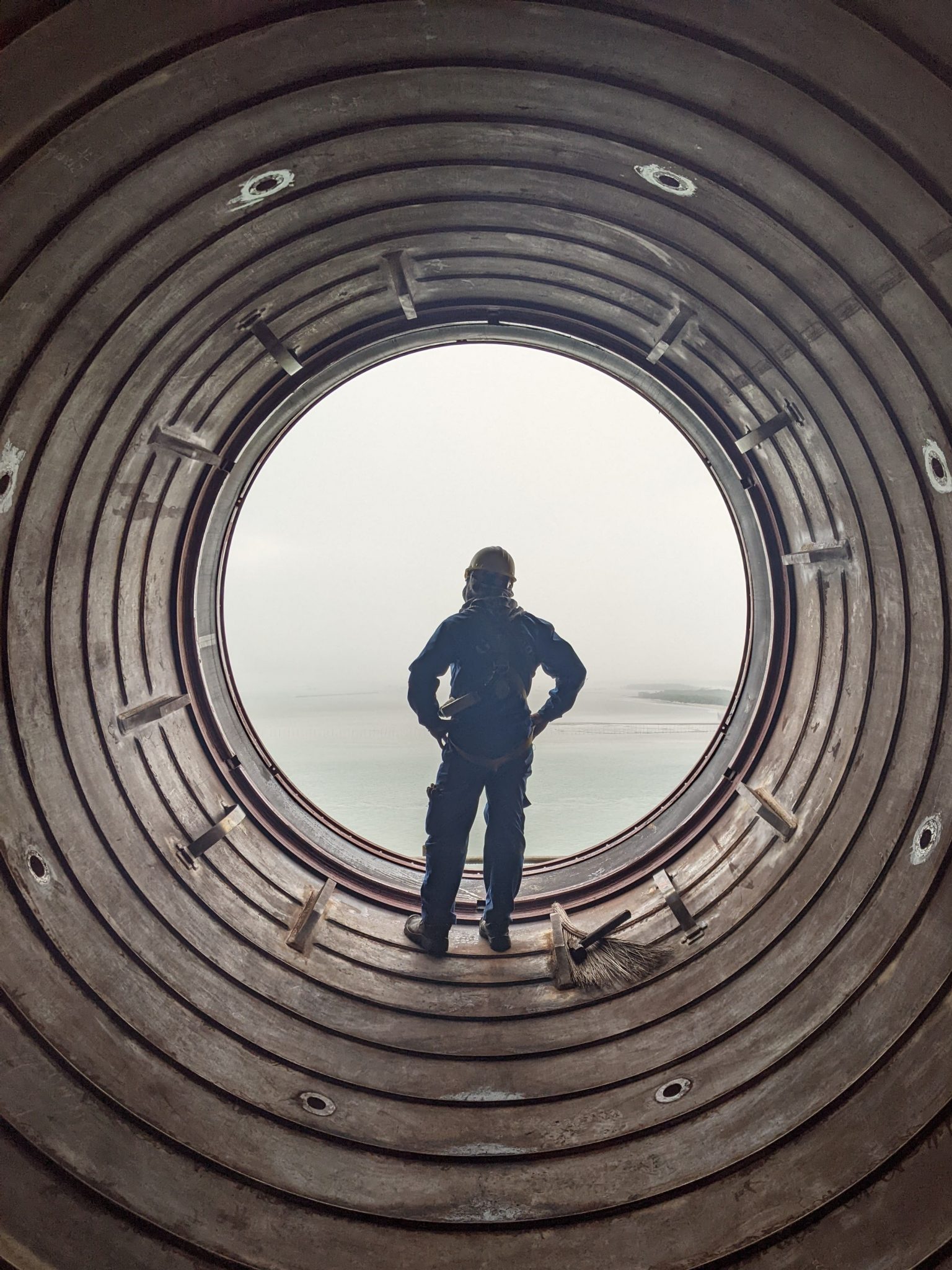 Optimal buoyancy and anchoring solutions for an offshore platform ...